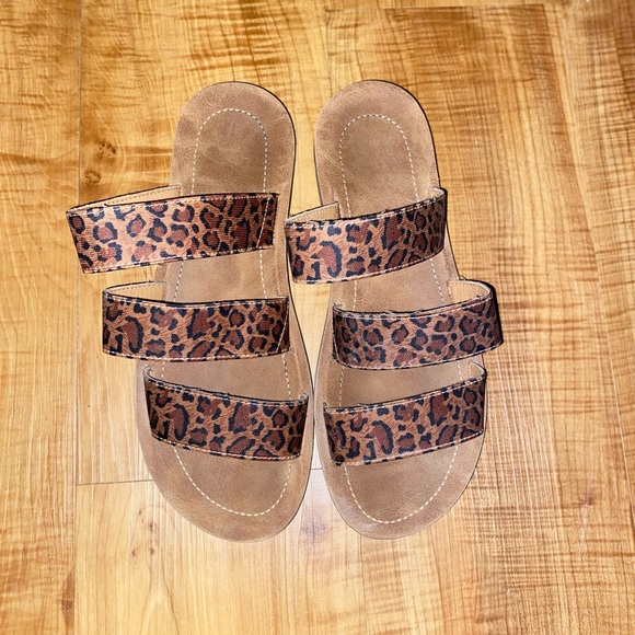 Corkys | Shoes | Corkys Cheetah Print Sandals Womens 7 | Poshmark